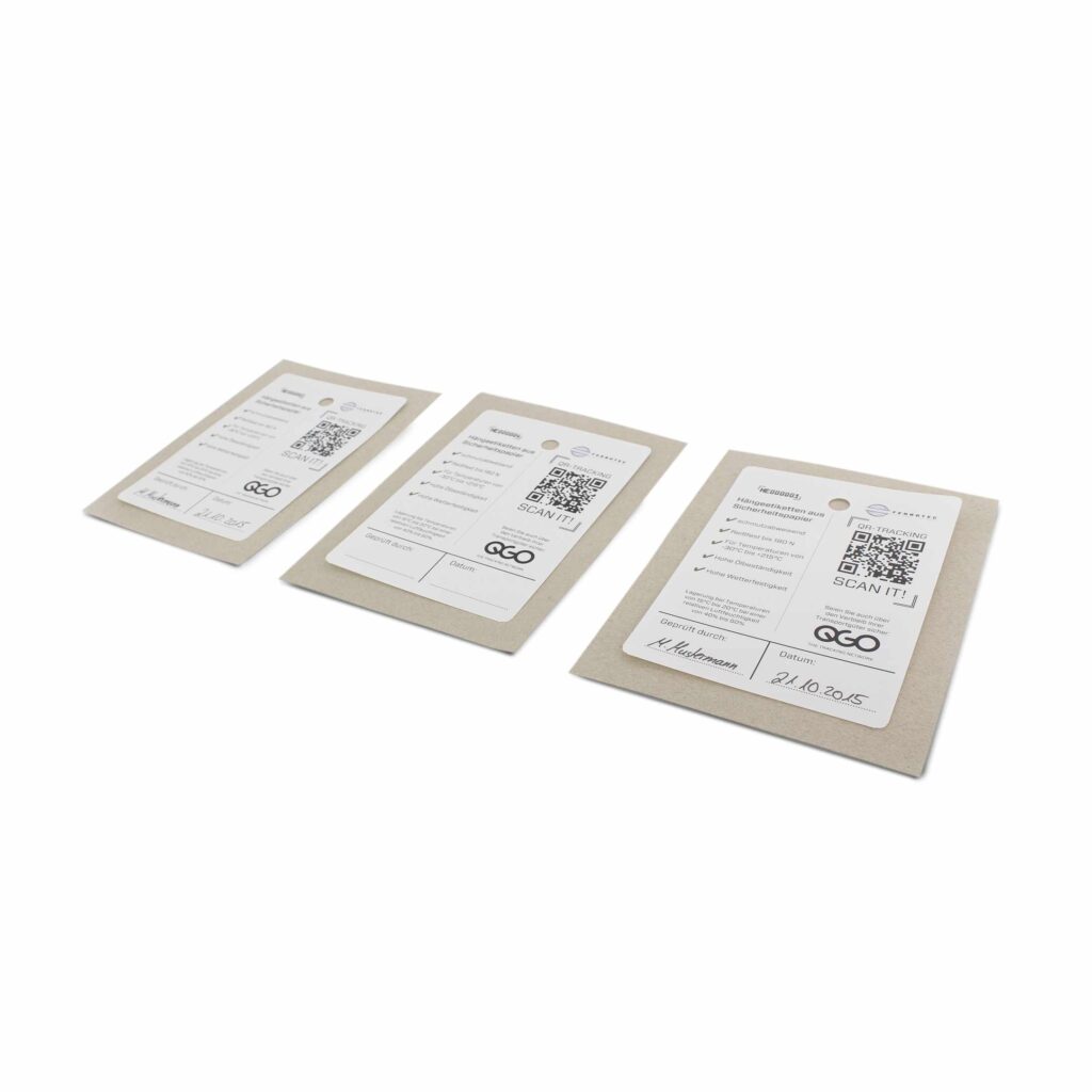 Hanging labels made of security paper - Ferrotec GmbH